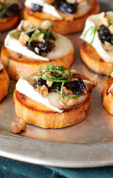 Prune, Sweet Potato and Brie Crostini | Sunsweet® Australia